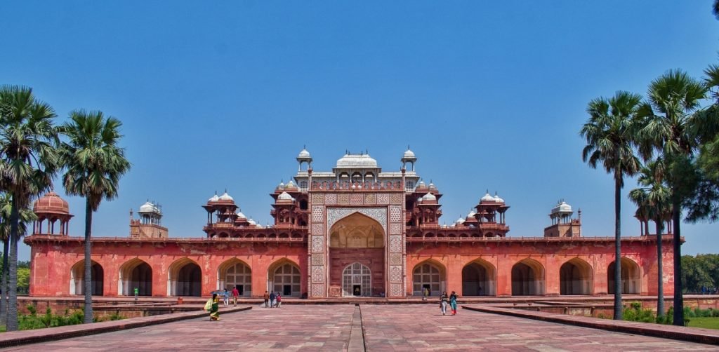 Agra - The City of Taj Mahal - Comprehensive Travel Guide - Travelmynation